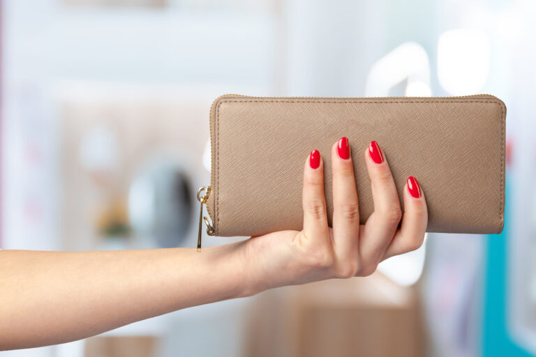 5 Must-Have Features Of The Best Wallets For Women – DC Fashion Week
